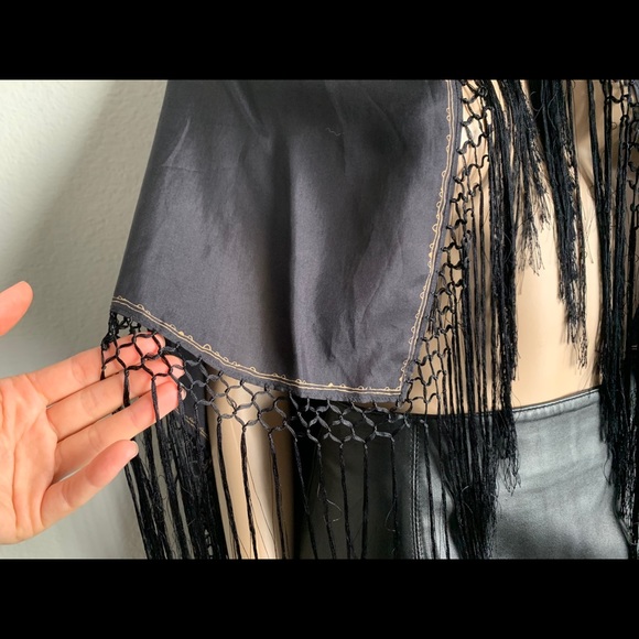 Vintage | Accessories | Vintage Silk Honeycomb Fringe Piano Shawl ...